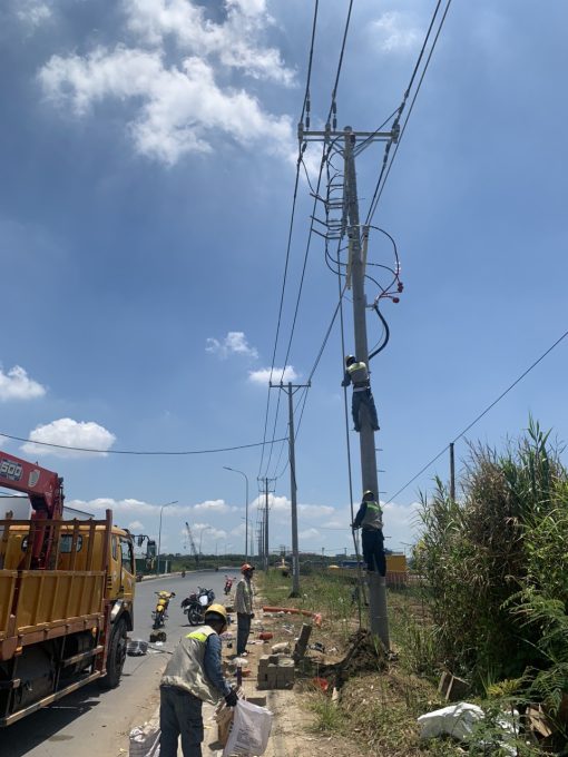 Professional Medium Voltage Overhead Line Construction Services